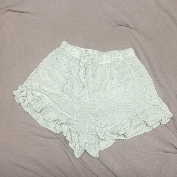 ILLIA ILLIA | Shorts | Free Illia Illia Sage Green Ruffled Tribal ...